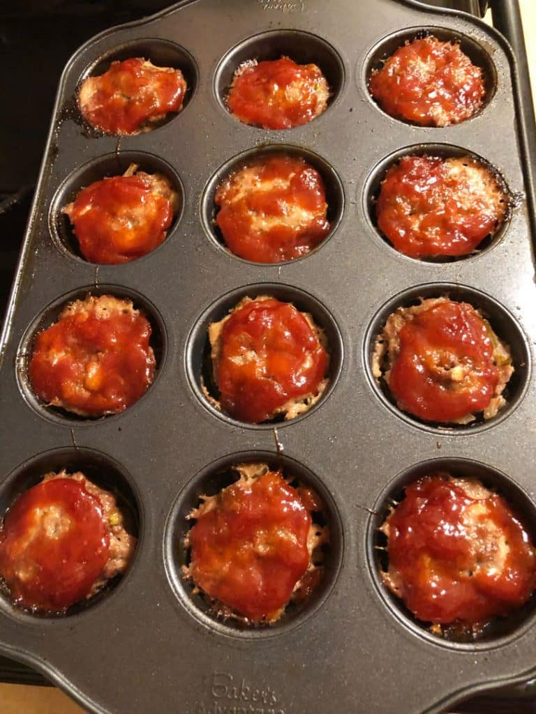 MEATLOAF IN A MUFFIN PAN Crockpot Girl